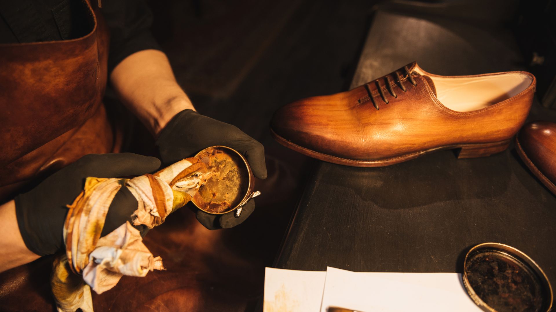 How to choose the ideal products for high-end shoe care - Willie's Shoe ...